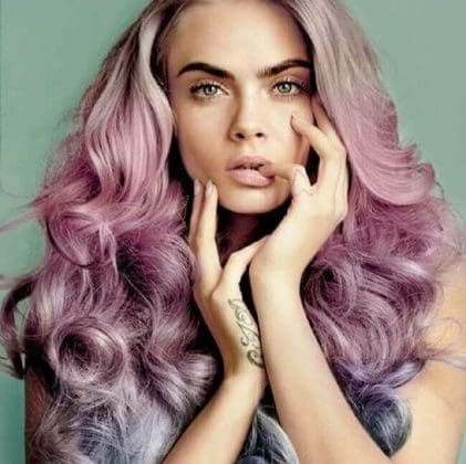 50+ Hollywood Celebrities & Pop Stars with Hair Extensions (2026)